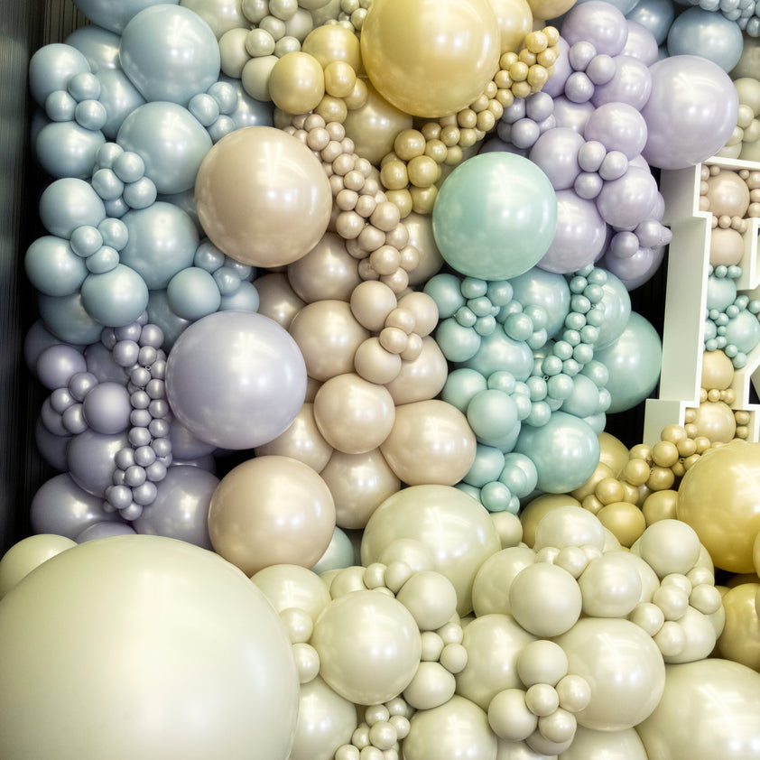 18" Kalisan Latex Balloons Aura Lavender Fog - 25 Pack– Bargain ...